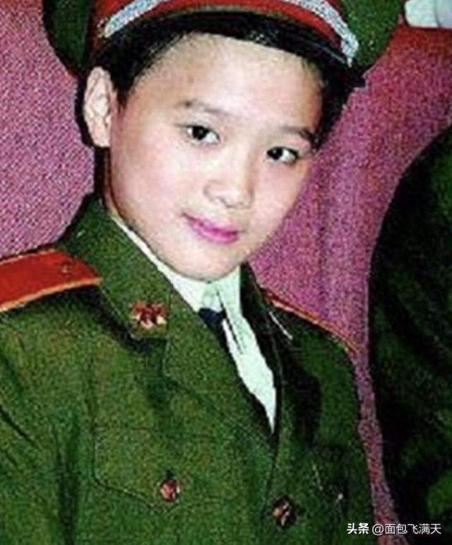 Jiang Kun: 25 years ago, he adopted a 6-year-old orphan despite his ...