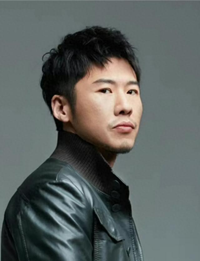 Mesozoic actor Wang Xiao, who mainly plays supporting roles, is in the ...