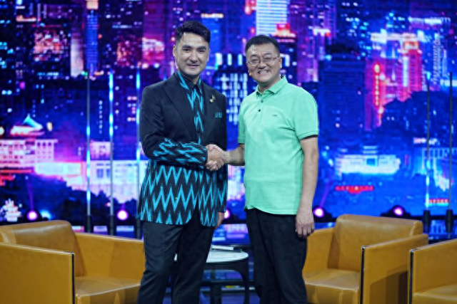 Chen Ruijun and Alimu were guests on "New Song is Coming" and talked ...