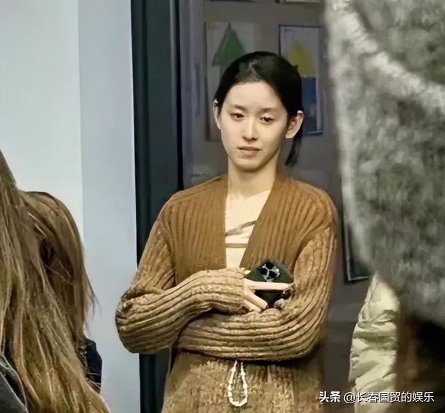 Zhang Zetian was accidentally encountered abroad, and his bare-faced ...