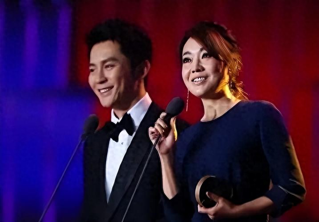 There are many details suggesting that Yan Ni and Li Chen are in love ...