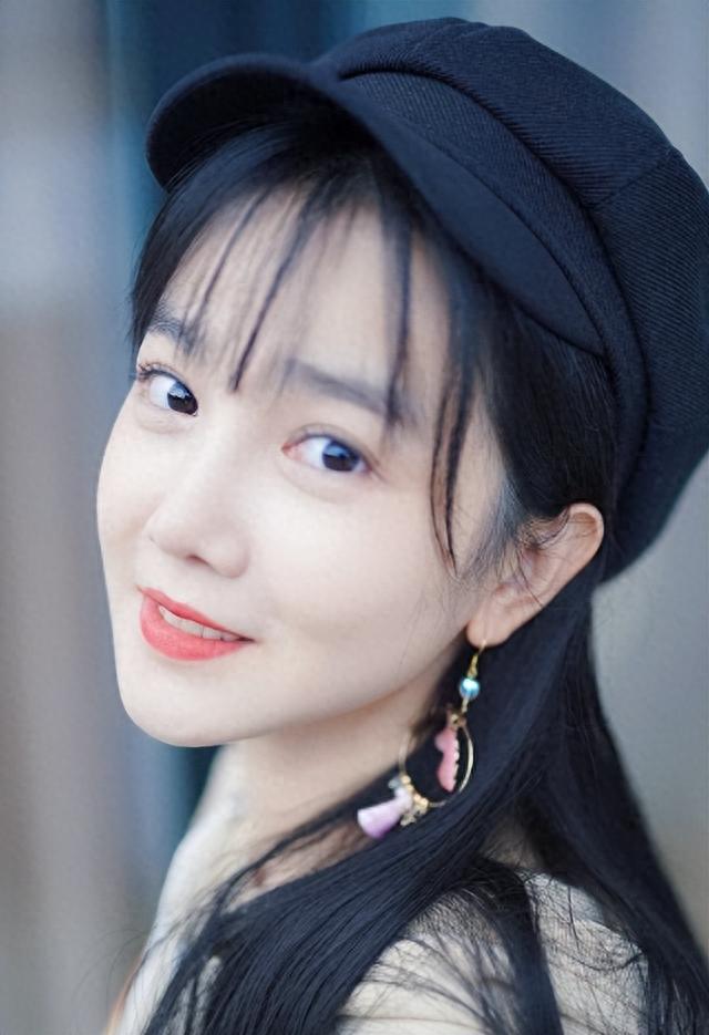 "New Little Flower" Chen Xiaojun: 13 years after debuting, she once ...