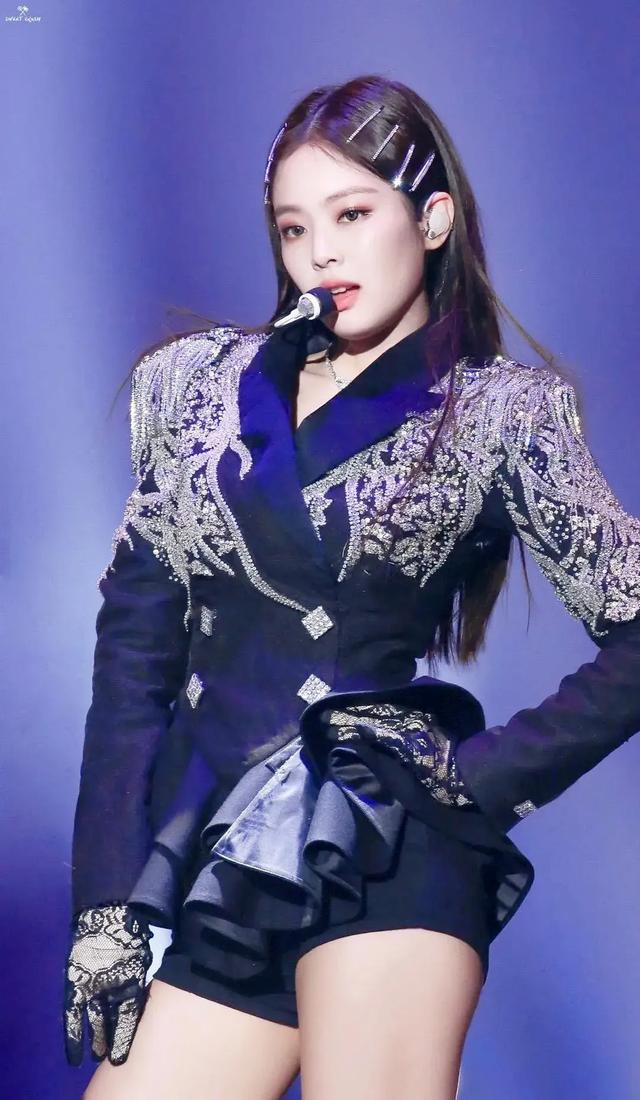 "The Little Dolls" - Kim Ji-ni: From a girl in Cheongdam-dong to a ...