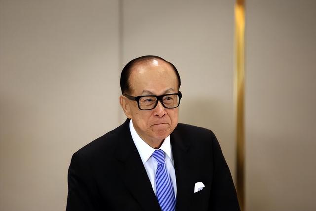 Seeing this mansion, Ma Yun is envious? How rich is Li Ka-shing, the ...