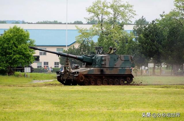 Japanese Type 99 self-propelled artillery unit - iMedia