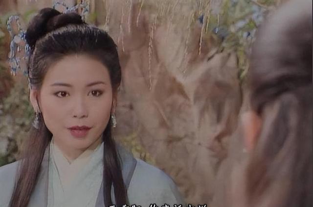 It turns out that Mrs. Hong in "The Deer and the Cauldron" is so sexy ...