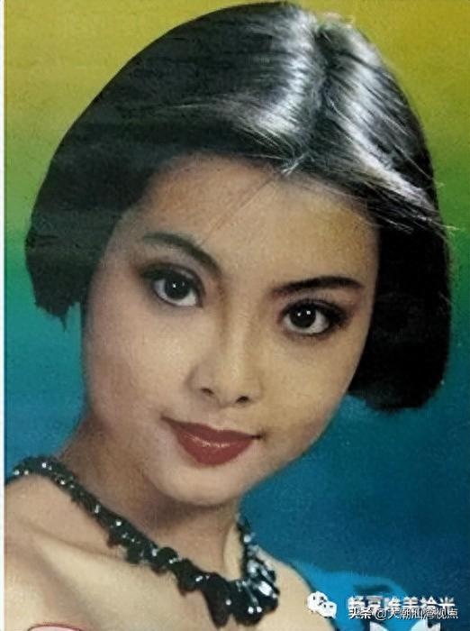 All-natural calendar photos of actresses: Liu Xiaoqing, Sun Li, Song ...