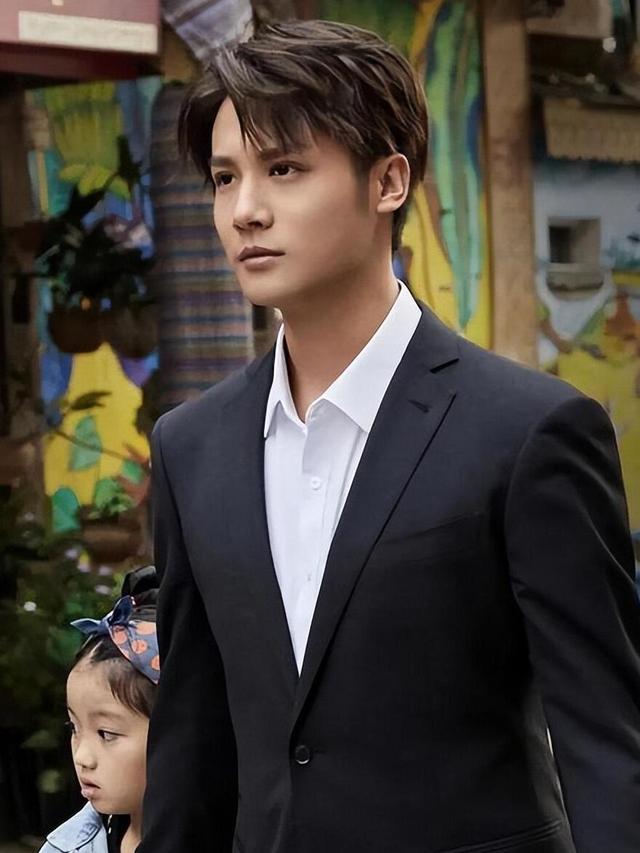 Jay Chou, Zheng Yecheng, Yi Yangqianxi, Tian Xiwei, Mao Xiaotong - iNEWS