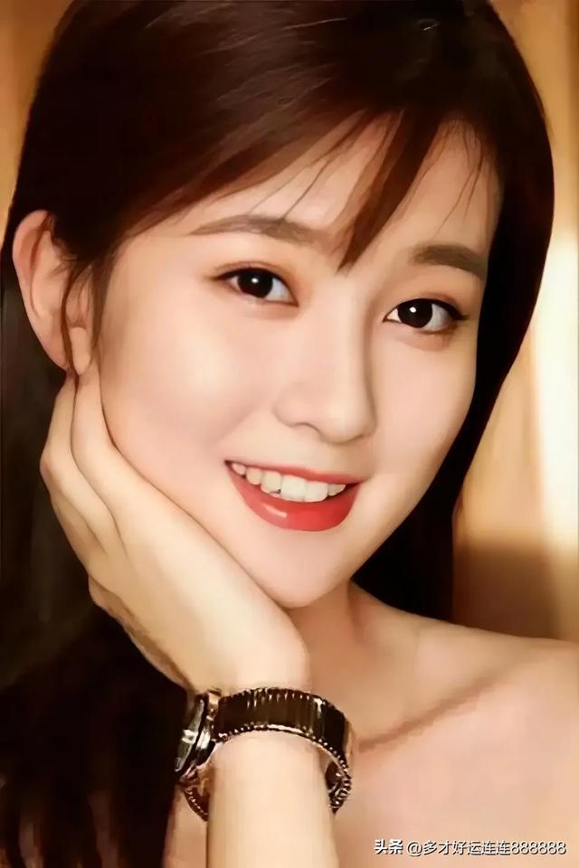 Qiao Xin is so beautiful - iNEWS