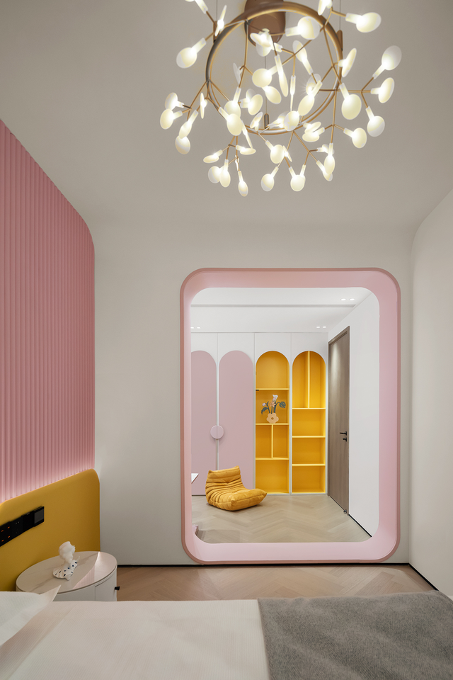 G Space Design Agency• Quiet atmosphere - iMedia