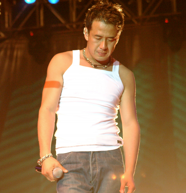 From becoming popular overnight to "everyone shouting to beat him up ...