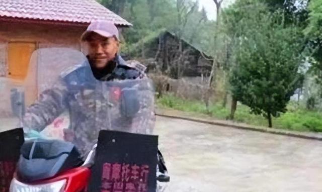 Bald Qiang Feng Jialiu: He became popular because of the bear ...