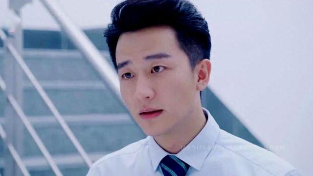 I only admire these 5 handsome male stars with single eyelids. They all ...